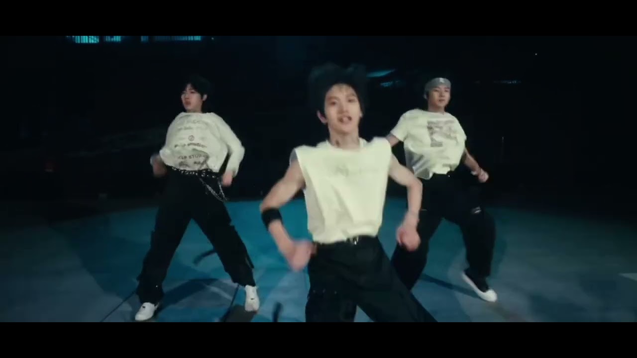 JYP 奔赴少年CIIU 'tv off Dance Practice' - YouTube