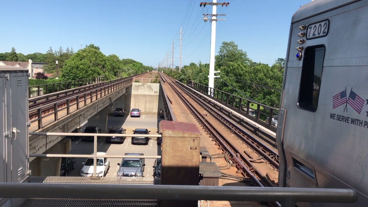 LIRR Friday Rush at Massapequa Park Ft. Cannonball #2798 & a RARE ...