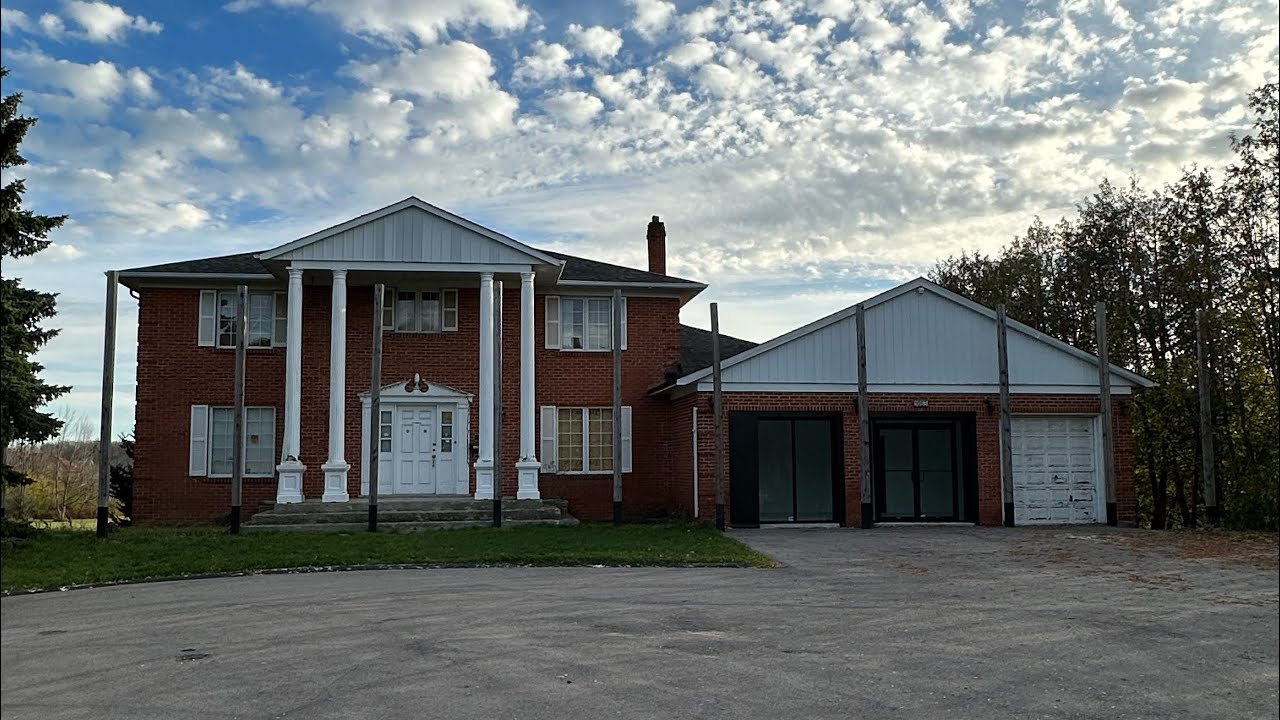 I Found a Mob Boss’s Creepy Untouched ABANDONED $7,000,000 1970’s ...