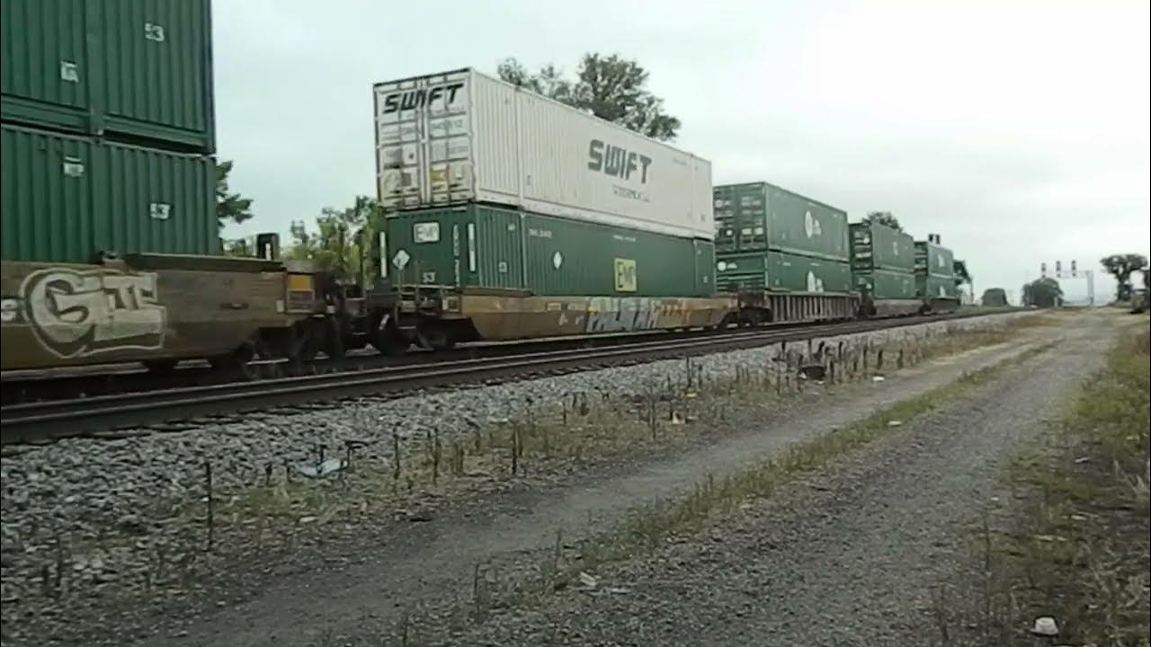 UP 8633 Leads Intermodal - 7/22/2024 - YouTube