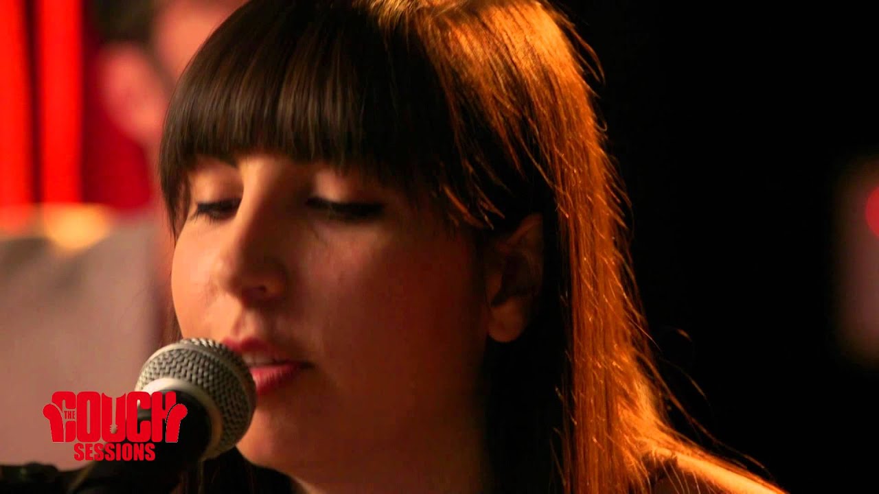 The Couch Sessions - Caitlin Cook - 'This Year' (The Mountains Goats ...