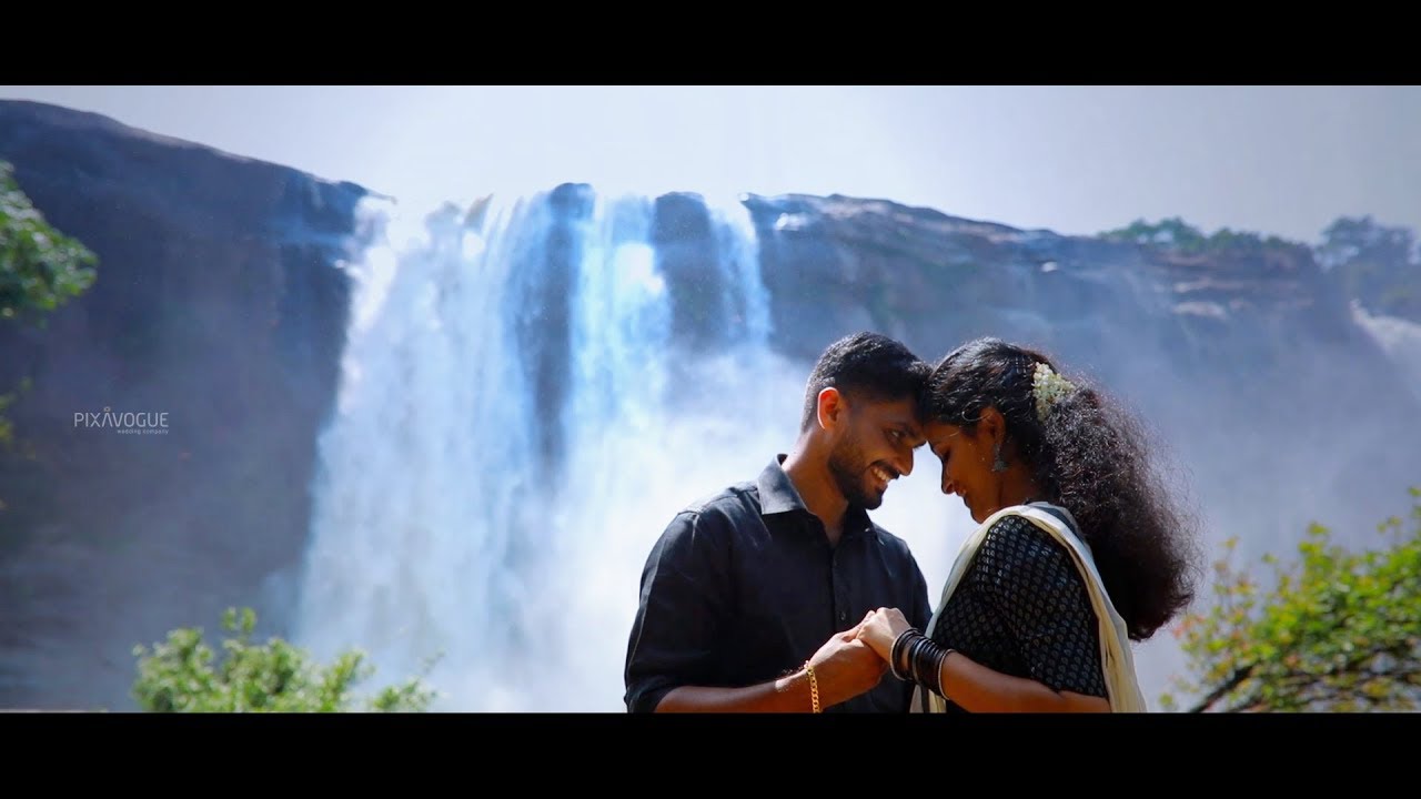 Kerala Hindu Engagement 2019 - Nidhin & Shraddha - YouTube