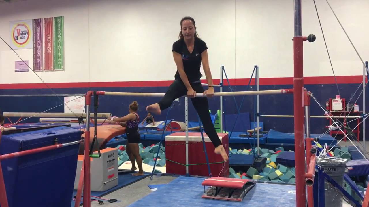 Girls Red Bars Routine - YouTube