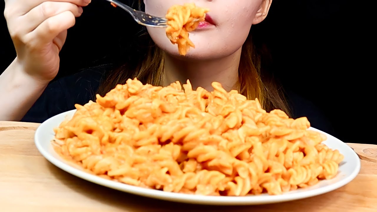 ASMR PASTA MUKBANG EATING SOUNDS - YouTube