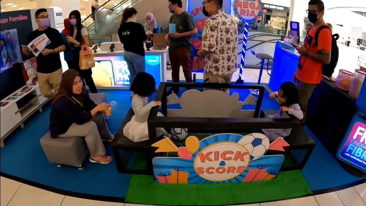 Free Phone with Celcom Postpaid | The Spring Shopping Mall, Bintulu ...