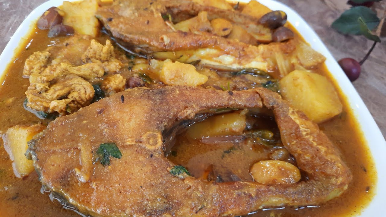 কাঁঠালের বিচি,আলু দিয়ে মাছের ঝোল।। Kathal bichi diye mach ranna।।Puti ...