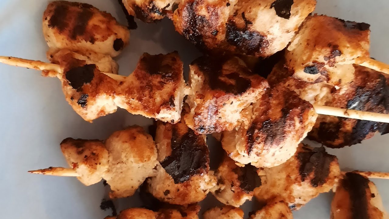 Lebanese Chicken Taouk Sandwich Wrap - YouTube