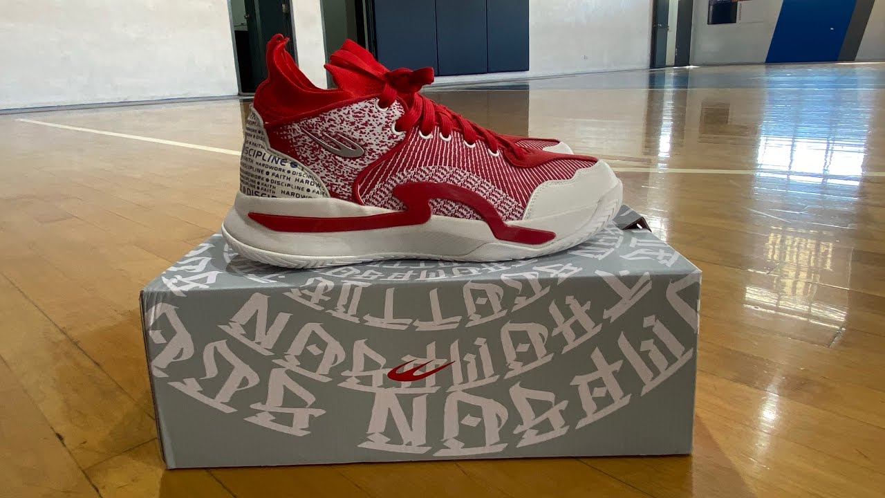 UNBOXING: WORLD BALANCE ST2 ALAMAT NI SCOTTIE THOMPSON - YouTube