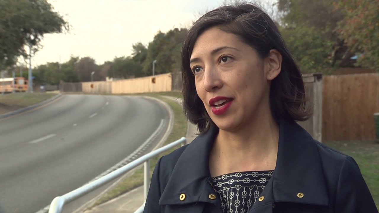 D7 Councilwoman Ana Sandoval shares her New Year’s resolution - YouTube