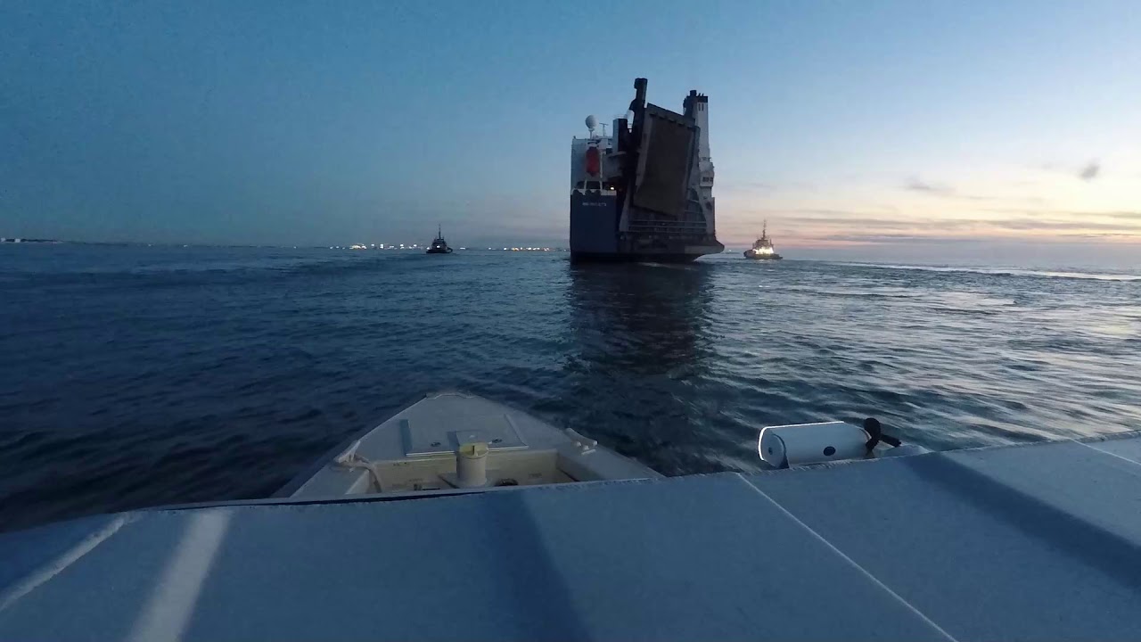 Sunset Pilot Pick Up - YouTube