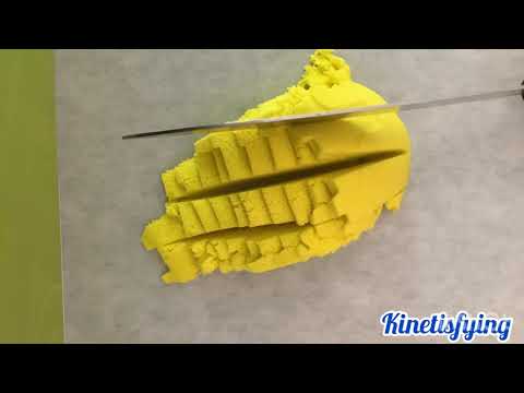 Kinetic sand cutting (2) - YouTube