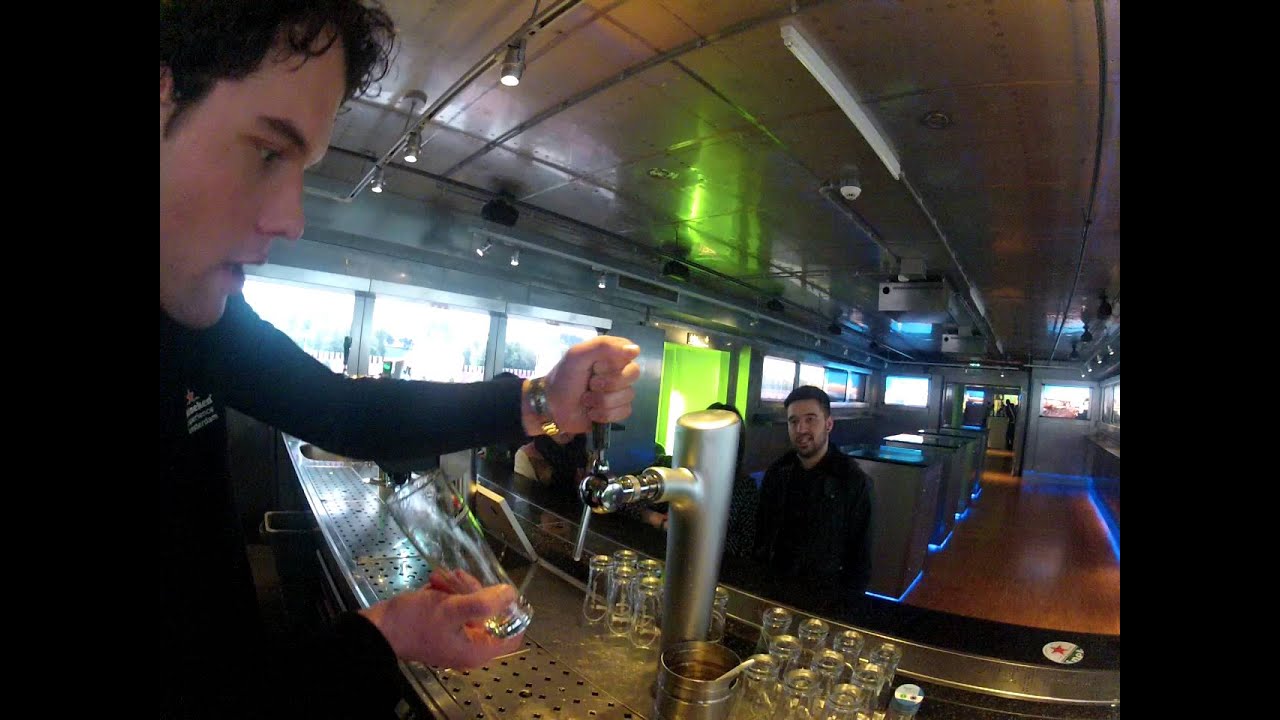 How to Pour a Draft Beer - Heineken - YouTube
