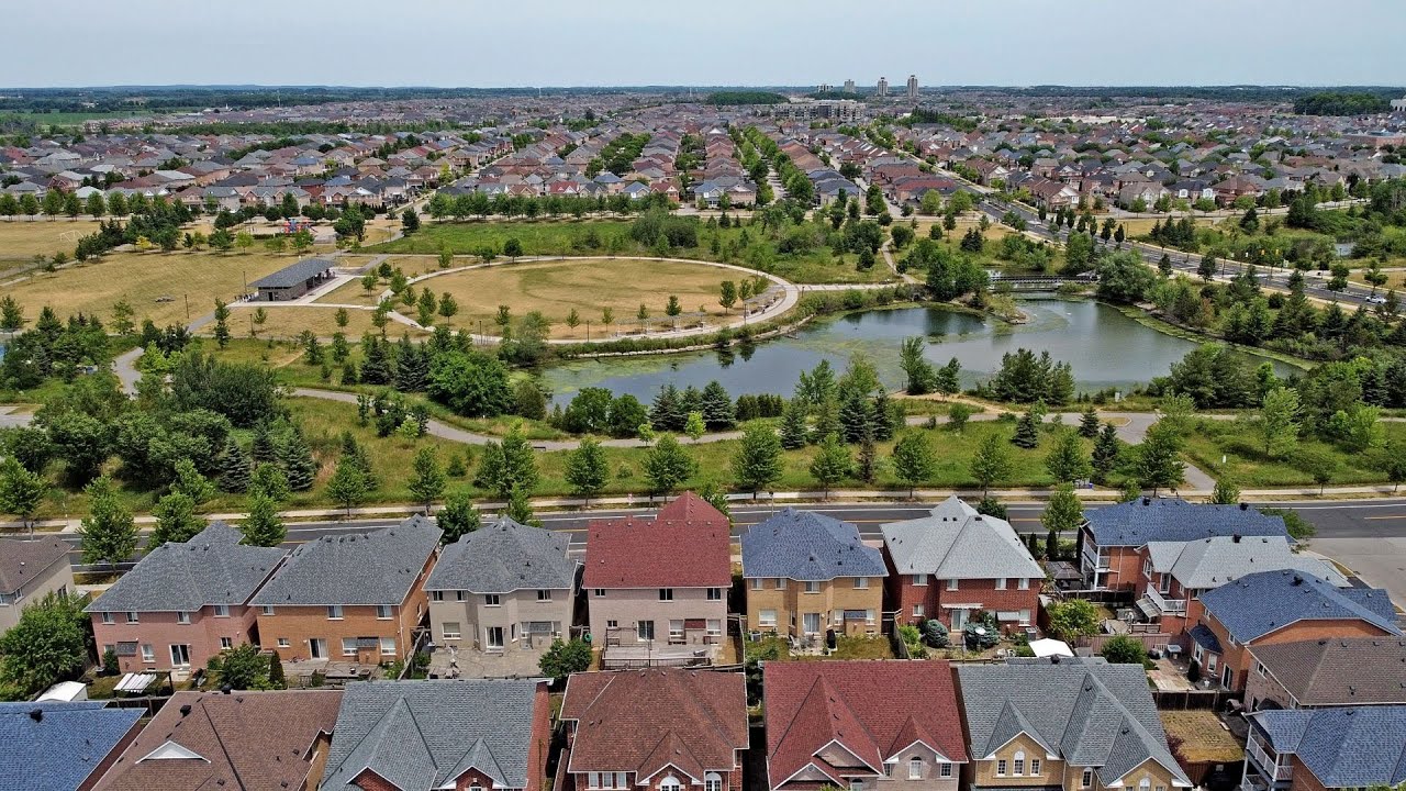 434 THE BRIDLE WALK - YouTube