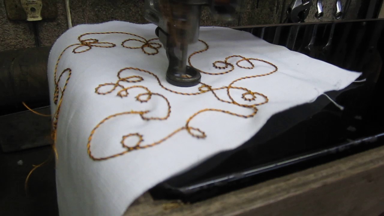 SINGER 114W121 - YouTube