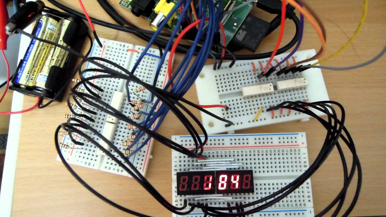 Raspberry PI 7segment clock - YouTube