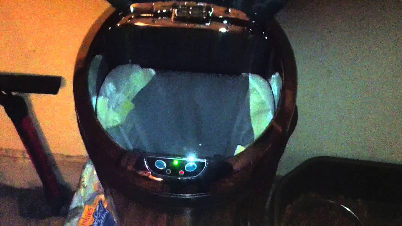 Automatically Opening Trash Bin - YouTube