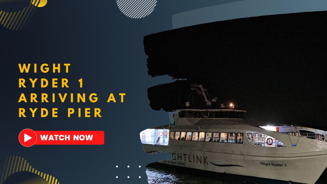 Wight Ryder 1 arriving at Ryde Pier - YouTube