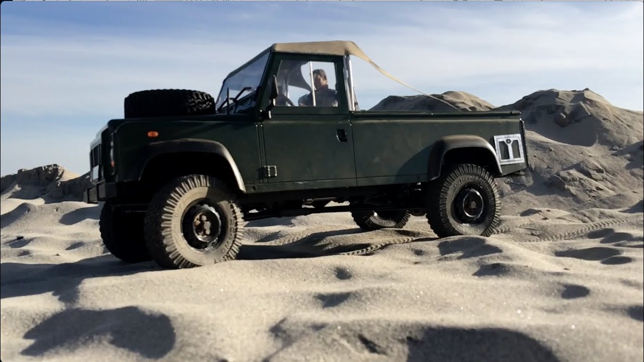 LAND ROVER SAND LOVER in OMAN (Around the World Tour Part 11) - YouTube