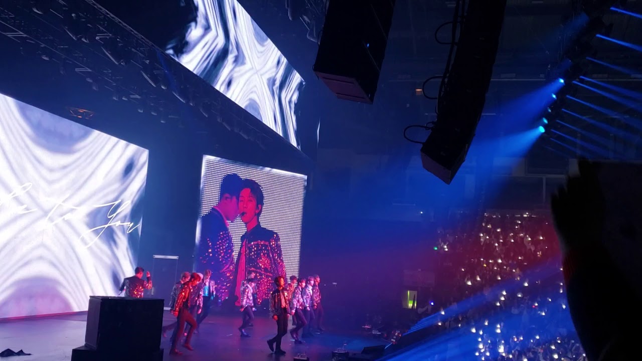 Getting Closer - Seventeen Ode to you tour - YouTube