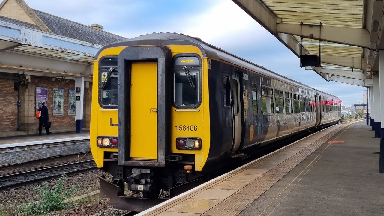 Northern Railway: Class 156486 between Middlesbrough and Redcar Central ...