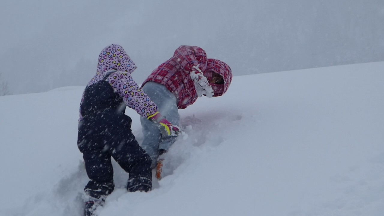 Walking in Heavy Snow Fall - YouTube