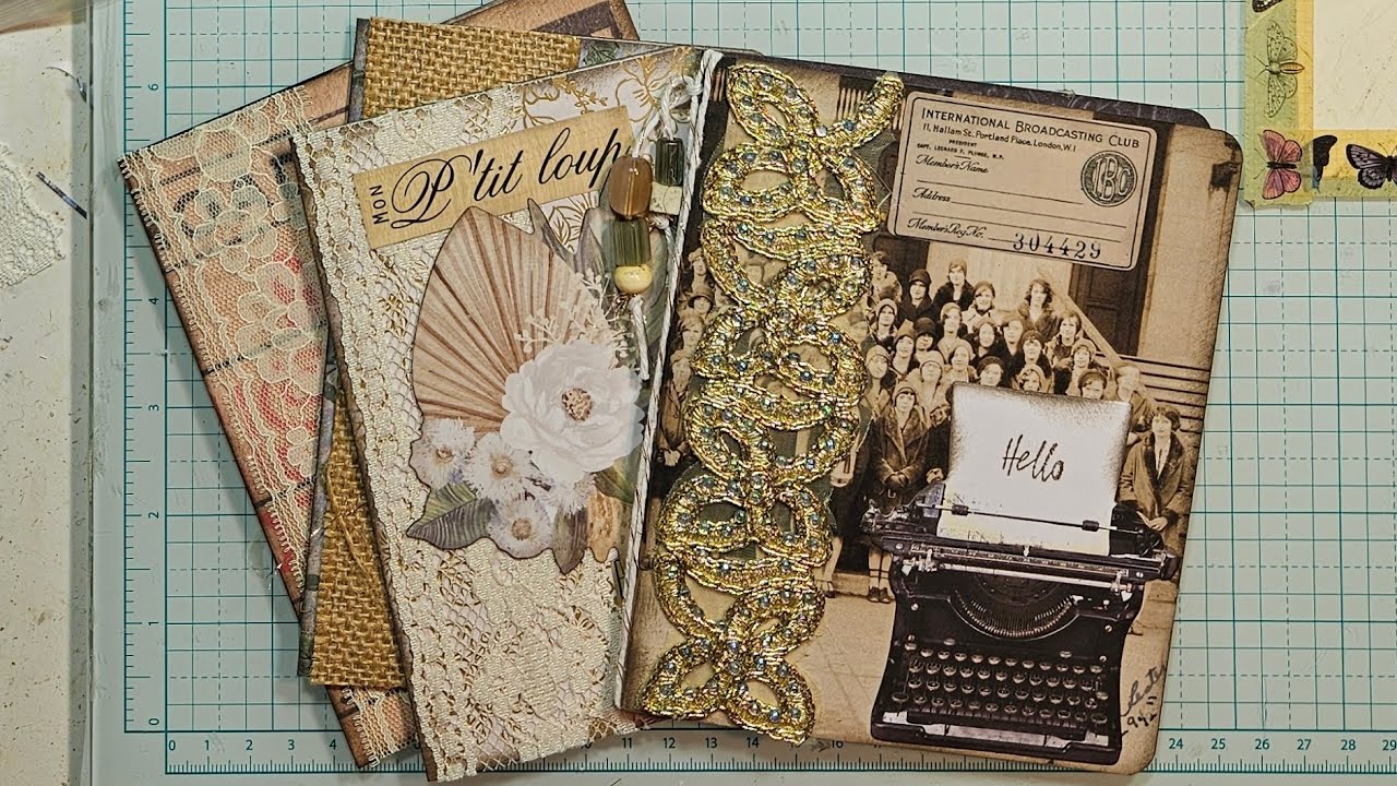 Quick and Easy Mini Journals- inspired by @TreasureBooks - YouTube