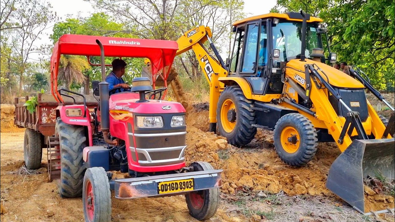 Mahindra 415 DI and Massey Ferguson 1035 Tractor Fully Loaded Red Mud ...
