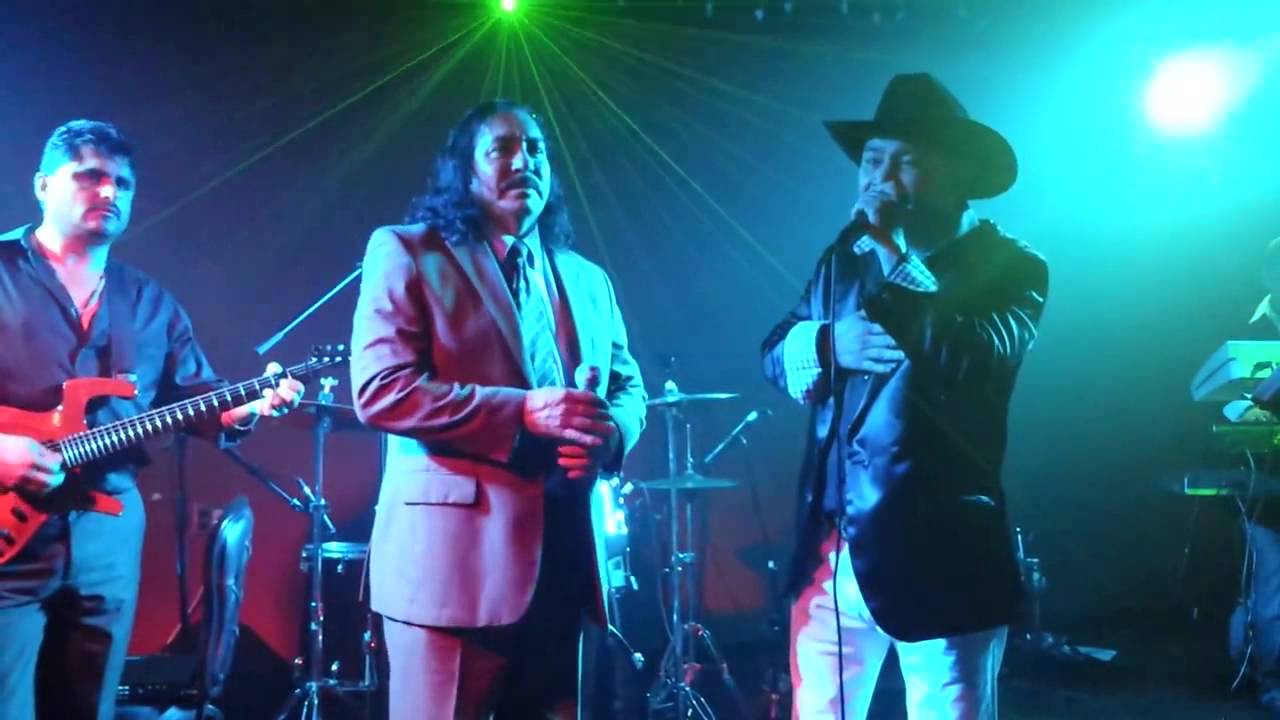 DANIEL 'EL NOBLE' Y VENNUS - YouTube