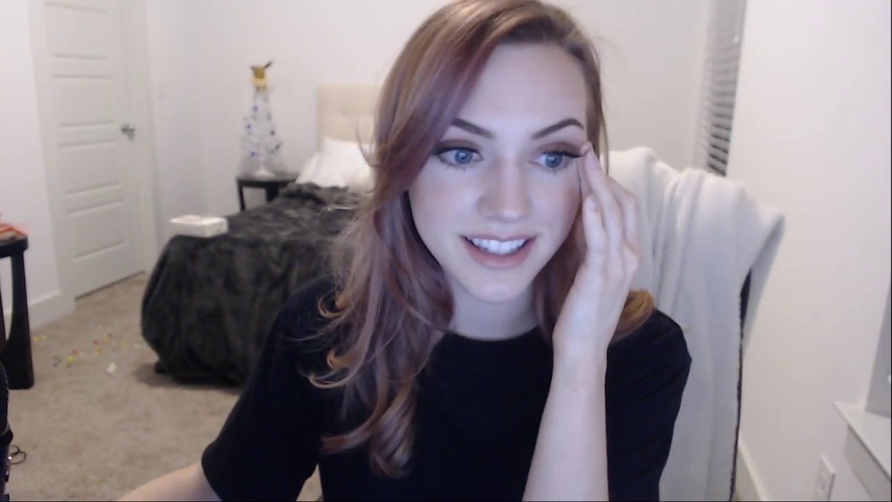 [12/18/2019] Kimcella VOD | Just hanging out then axe throwing!! - YouTube