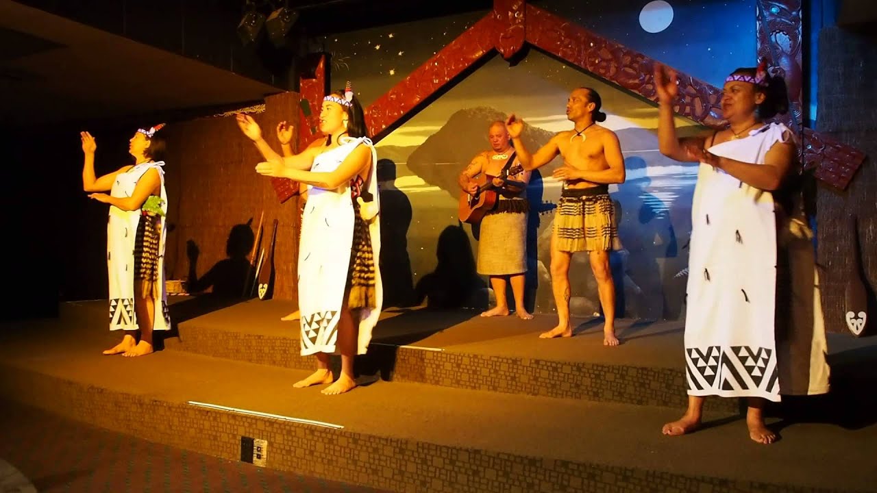 Māori Song - YouTube