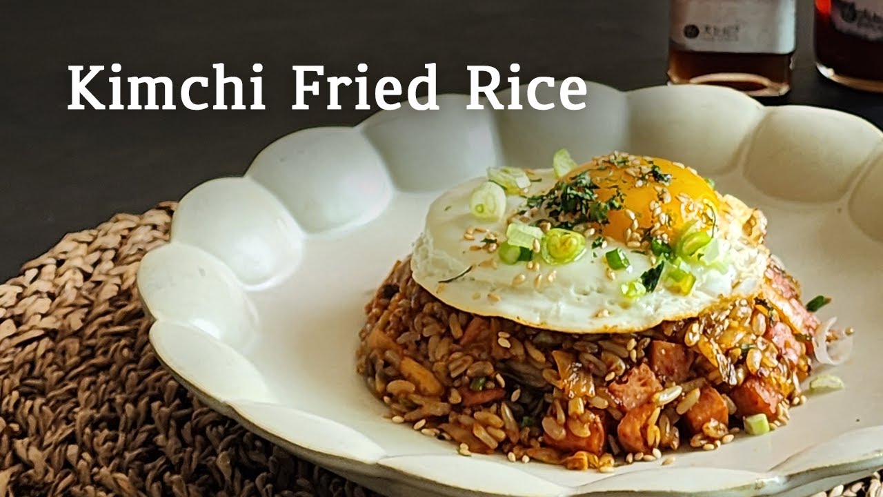 [ENG] Kimchi Fried Rice Recipe l Soul food of Koreans l Kfood recipe ...