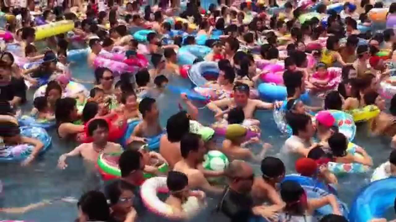 Tokyo Summerland Wave Pool - YouTube