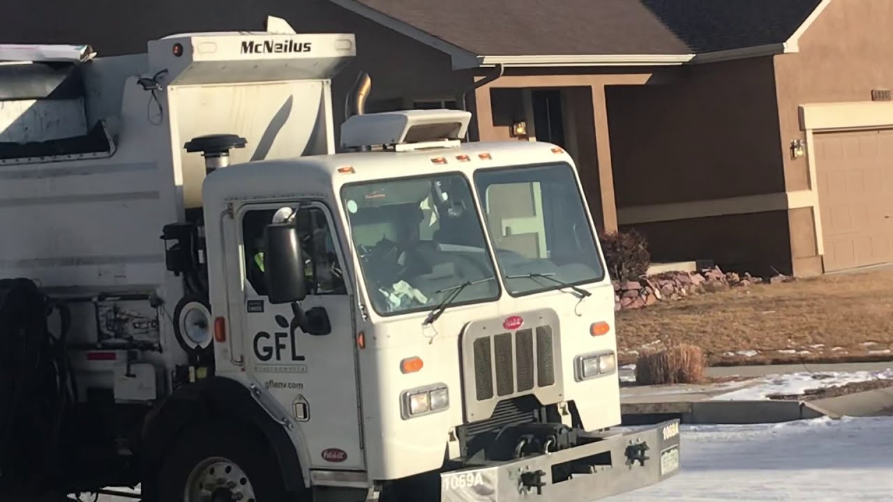 GFL Environmental Peterbilt 320 McNeilus Autoreach Recycled ♻️ (Ep.74 ...