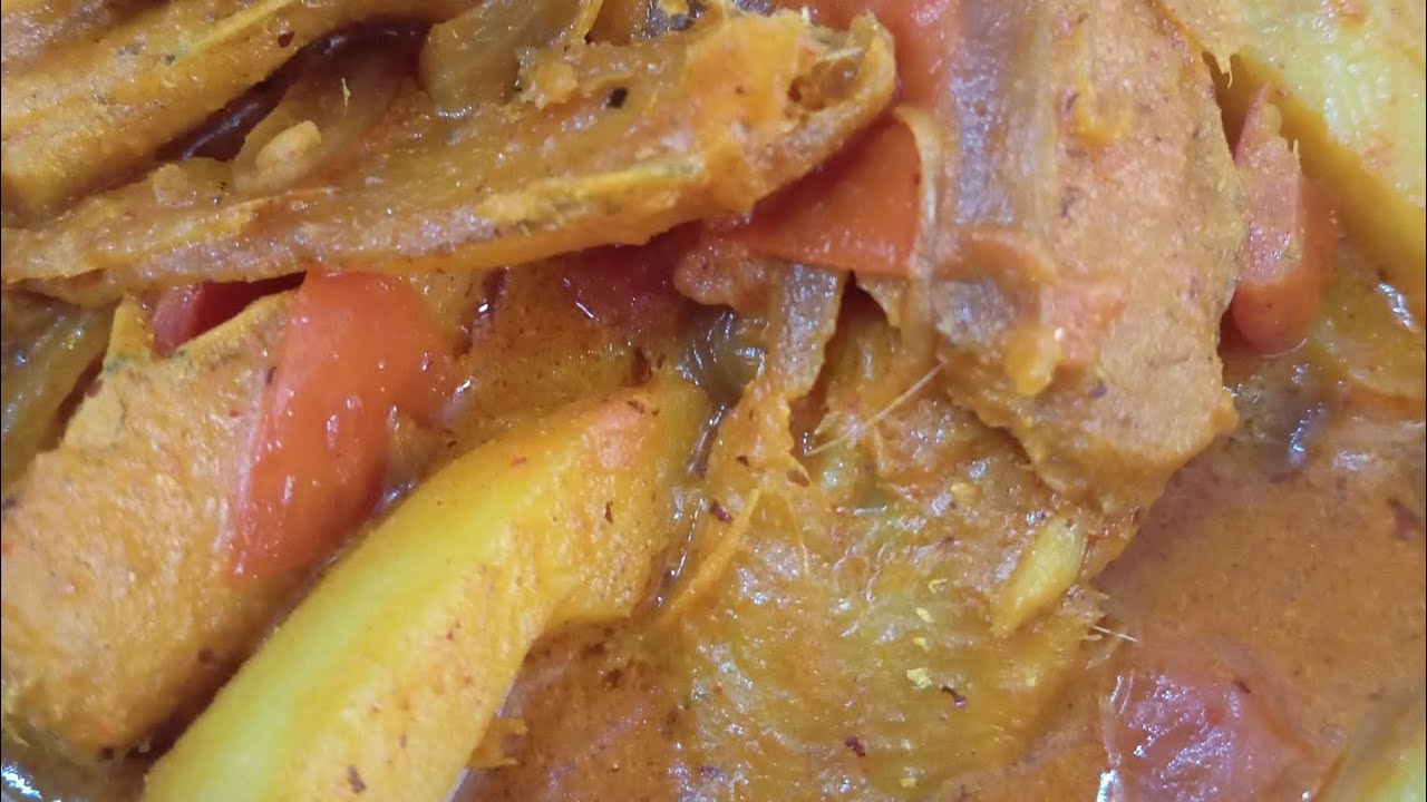 Mustard diya amodi fish 🍅🌶️🌶️🍅#testy & spicy #lunch special #home made ...