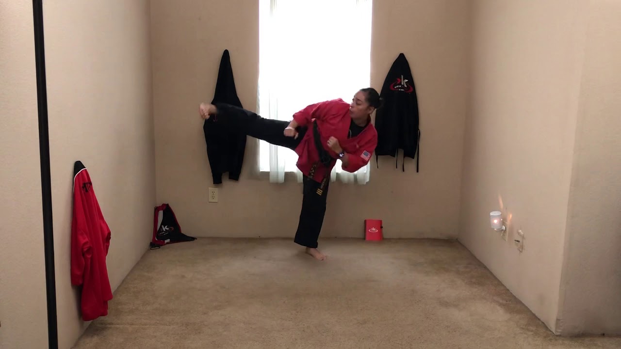 Green to Red (Attacking Combinations, Block/Counter and Air Sparring) - YouTube