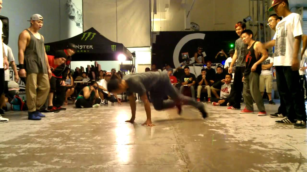 Soul Monkeys vs Red Eye Jedi - YouTube