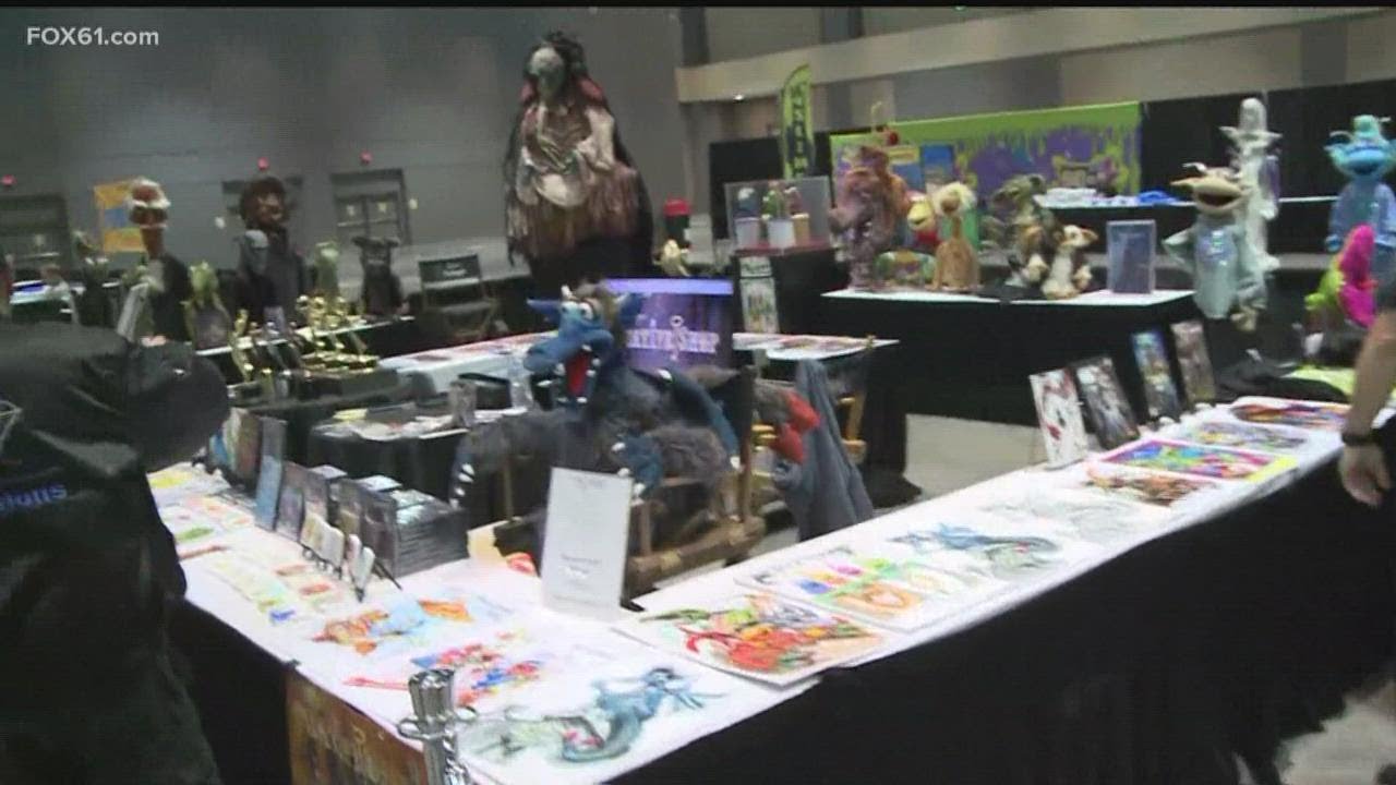 Connecticut Convention Center hosts 90s Con this weekend - YouTube