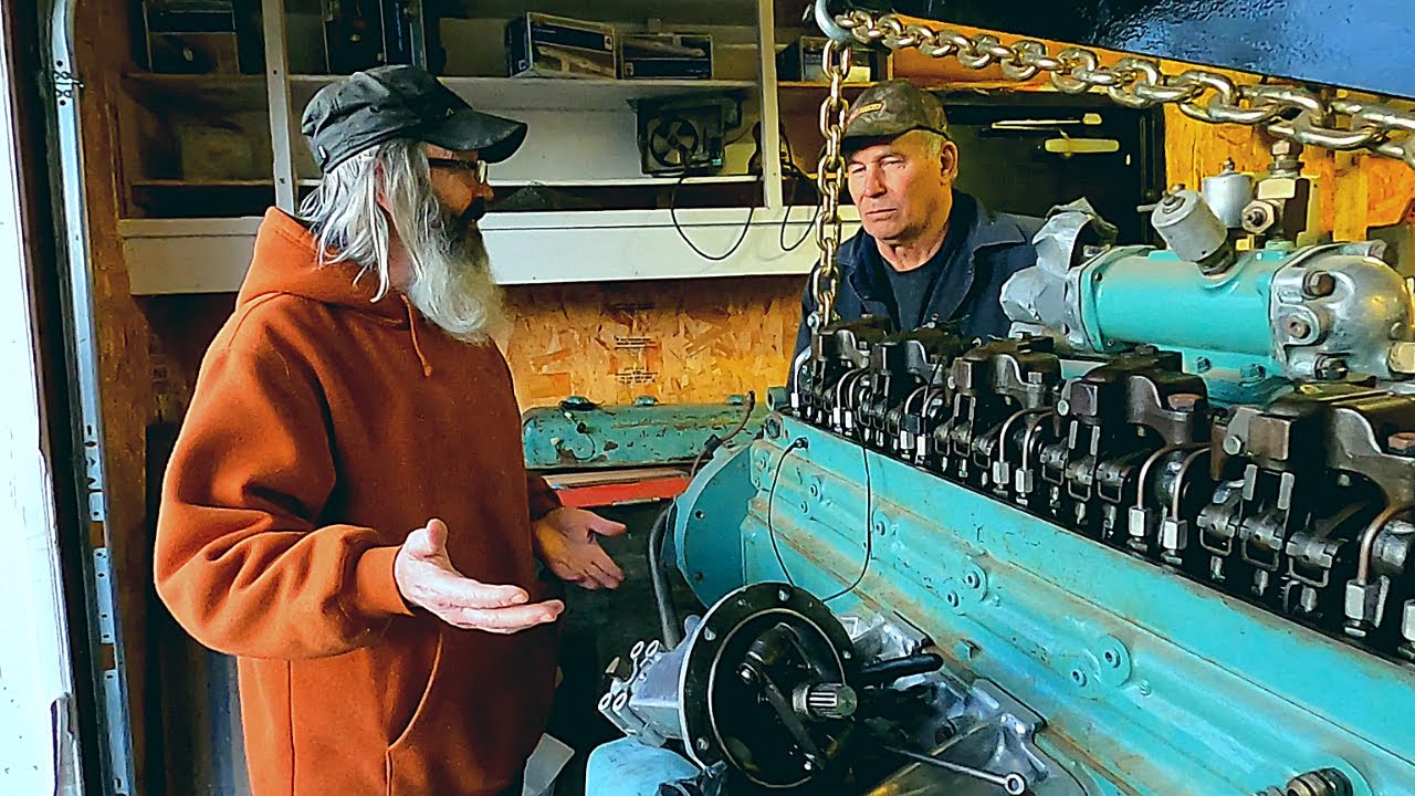 Part 4 Joe Maser getting 671 Diesel Engine ready for first start, fine ...