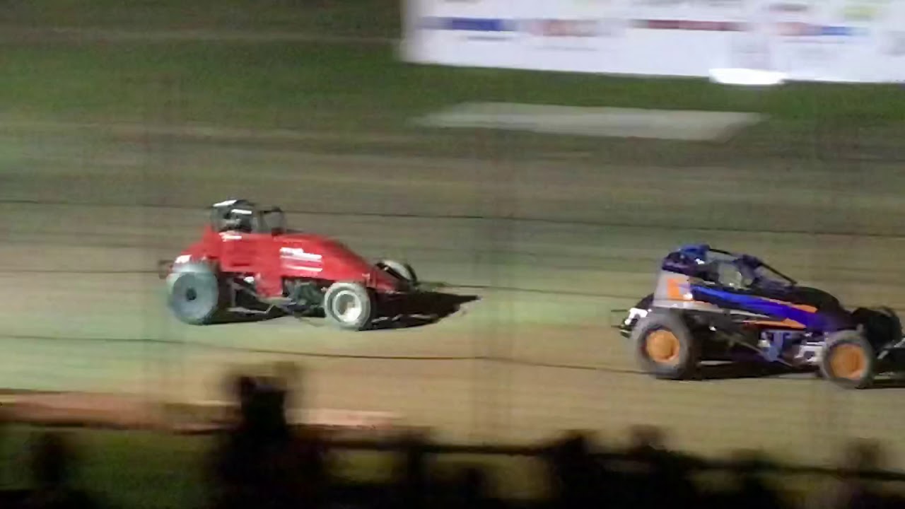 John Smith III Wingless Sprint Feature Penn Can Speedway #7 - YouTube