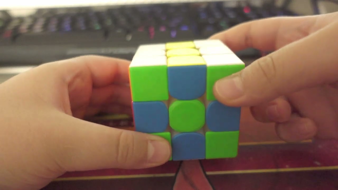 How to make a checkerboard pattern on a cube - YouTube
