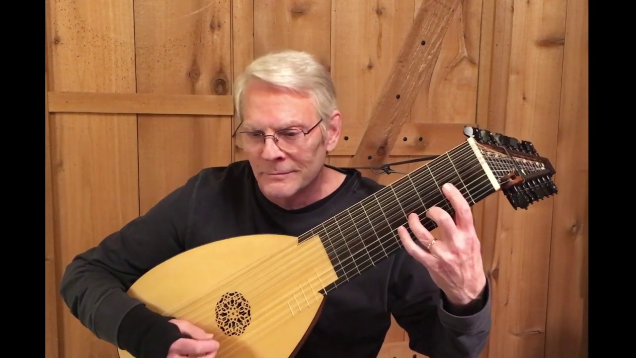 Gigue by Robert deVisee - Daniel Estrem, baroque lute - YouTube