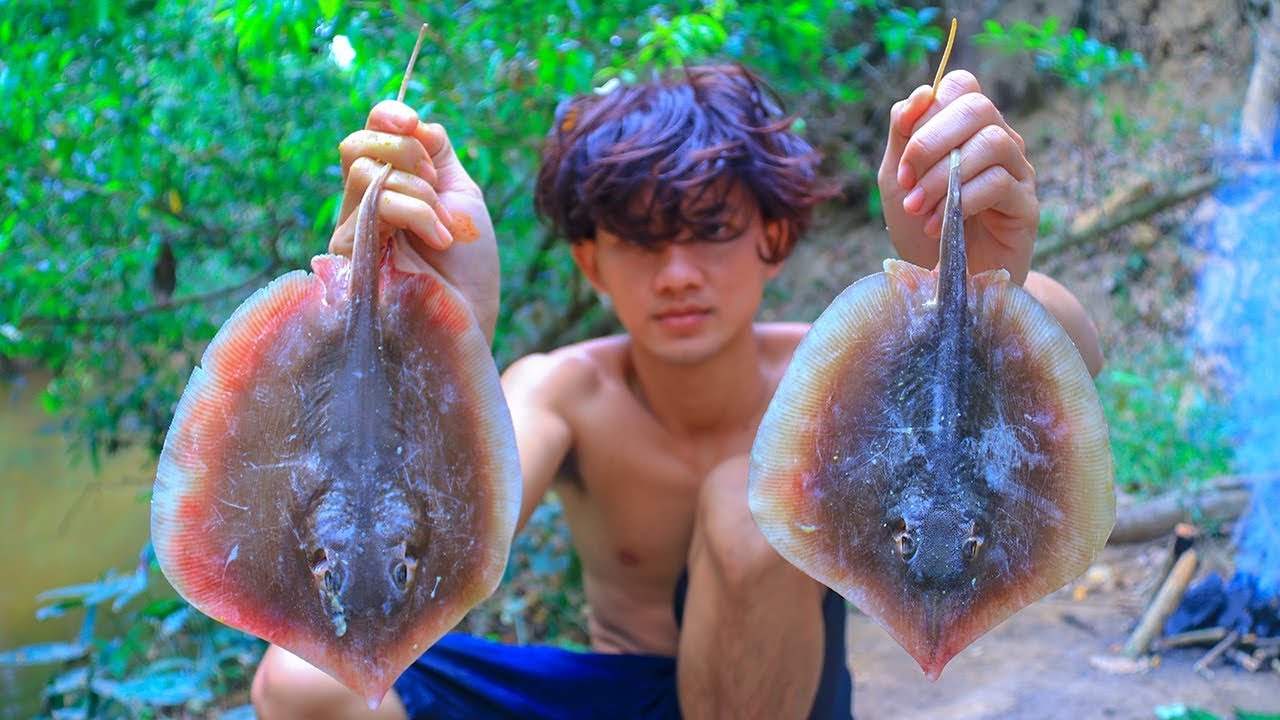 Cooking Two Stingray With Pineapple Eating Delicious In Forest - YouTube