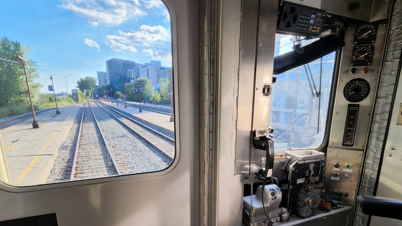 🚃 Interior cab of a Bombardier Comet train🎚️a detailed look! - YouTube
