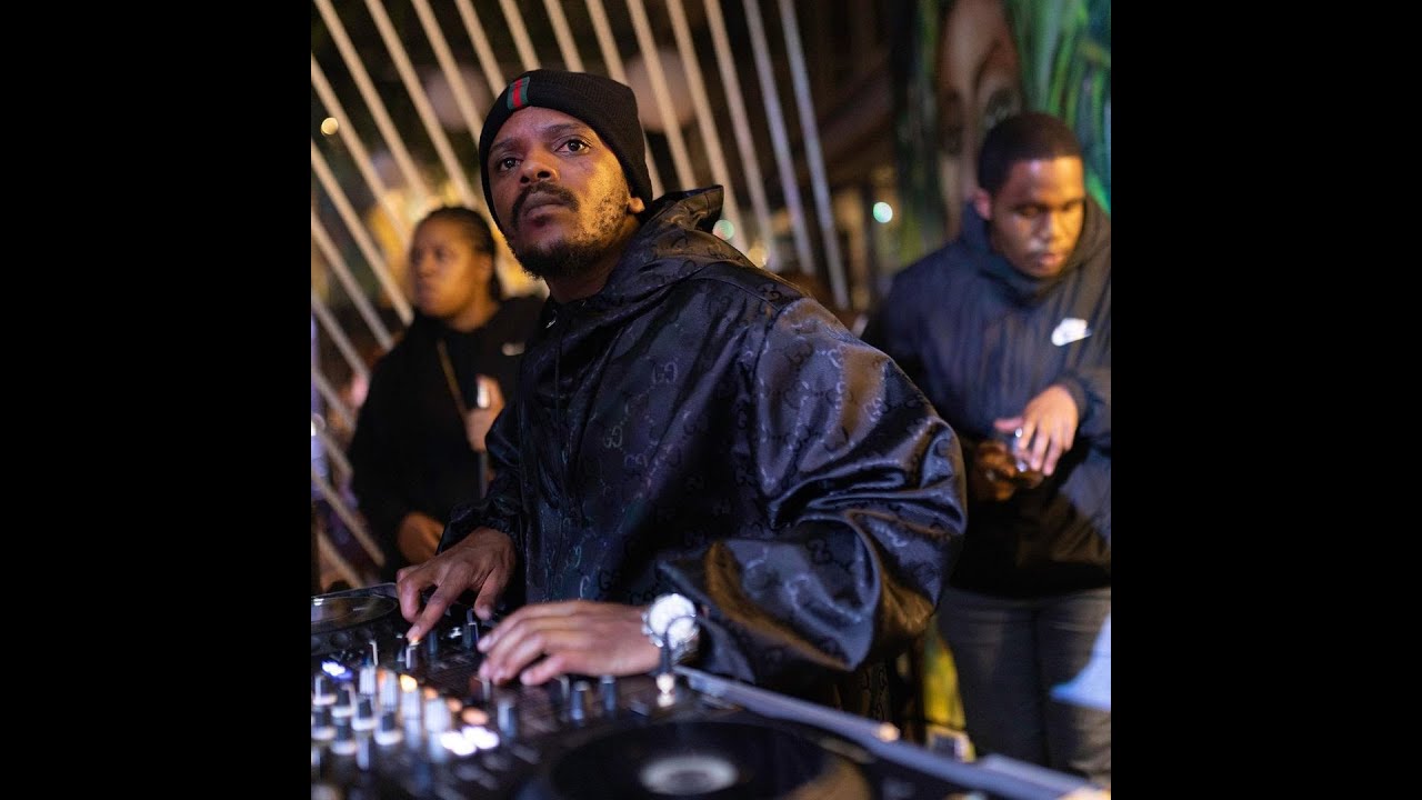 Kabza De Small & Dj Maphorisa – Monate (feat. MhawKeys) - YouTube