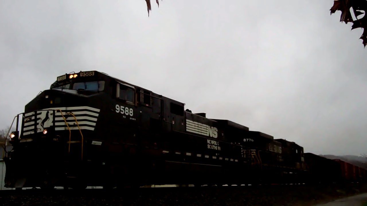 NS 10N On A Rainy Day - YouTube