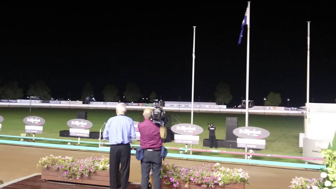 Rikki-Lee Burley - Australian National Anthem 2015 - YouTube