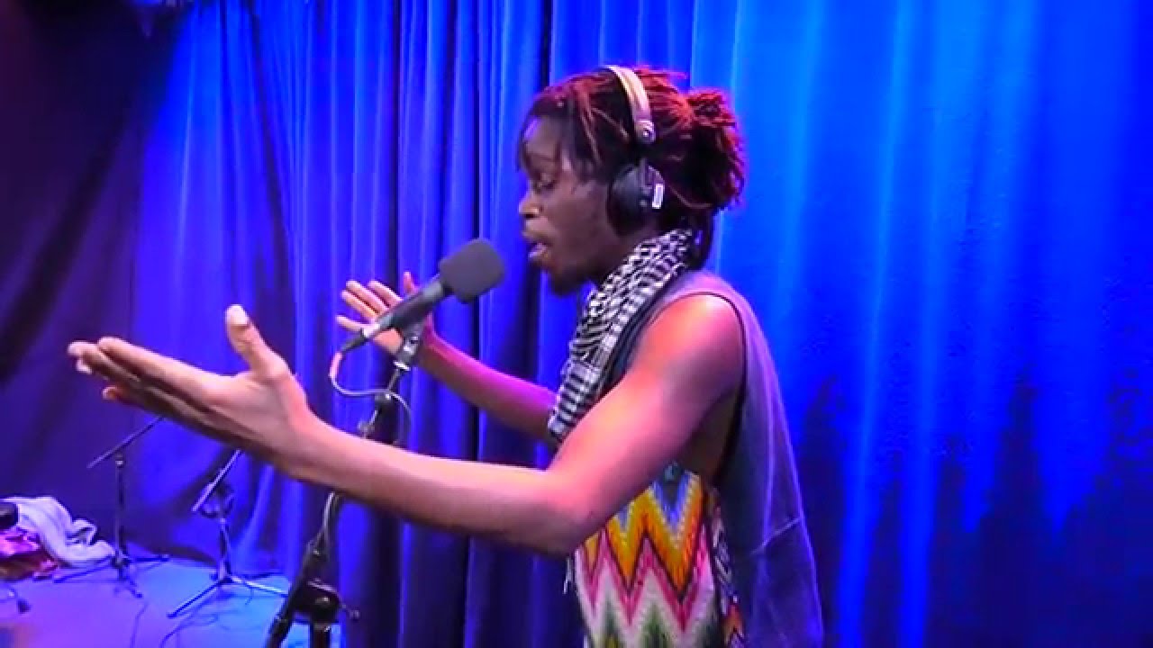 Joe Pilgrim & The Ligerians GO DOWN THE RIVER @RFI - YouTube