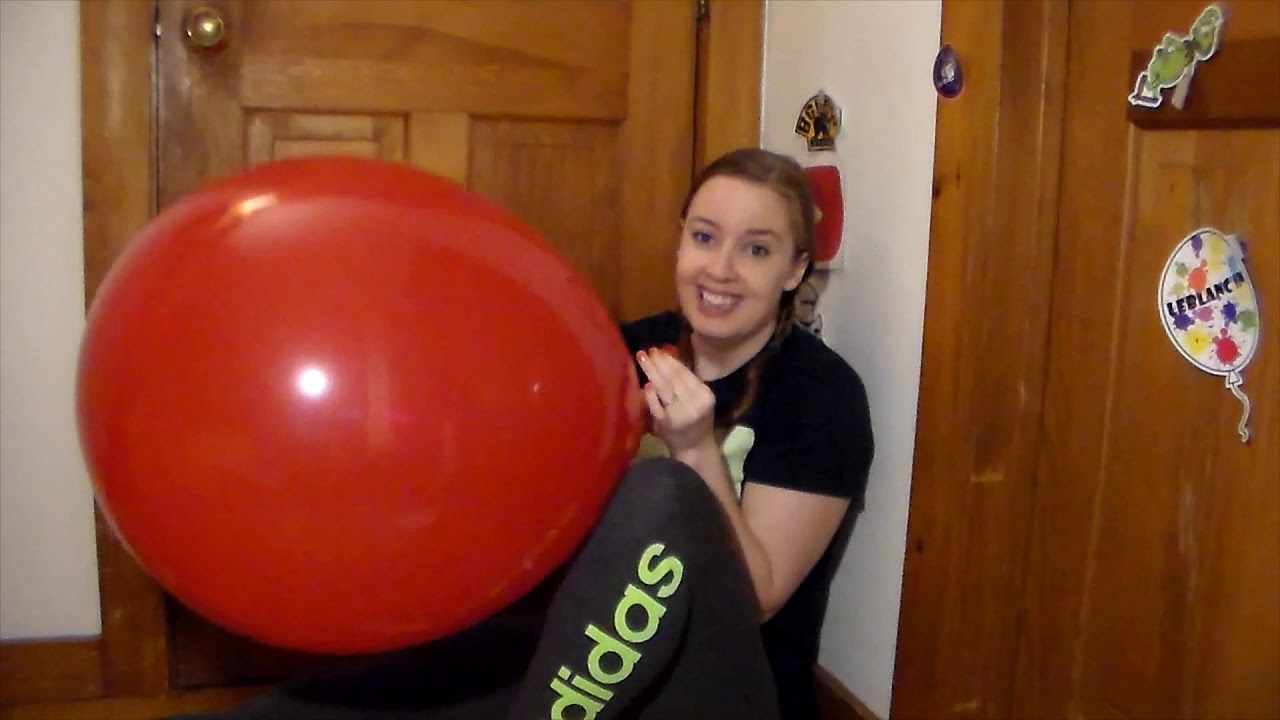 BLOWING UP A RED BALLOON. - YouTube