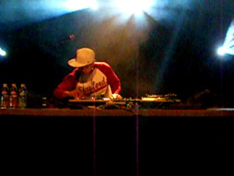 Q Bert @ Cabaret Aléatoire - Marseille - 18.05.2010 - Part I