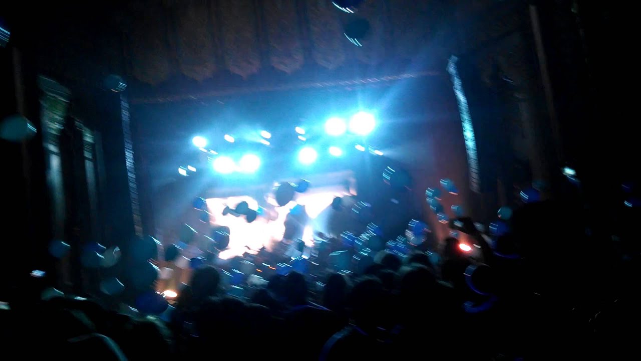 PRIMUS + DANNY CAREY 2015 NYE - YouTube